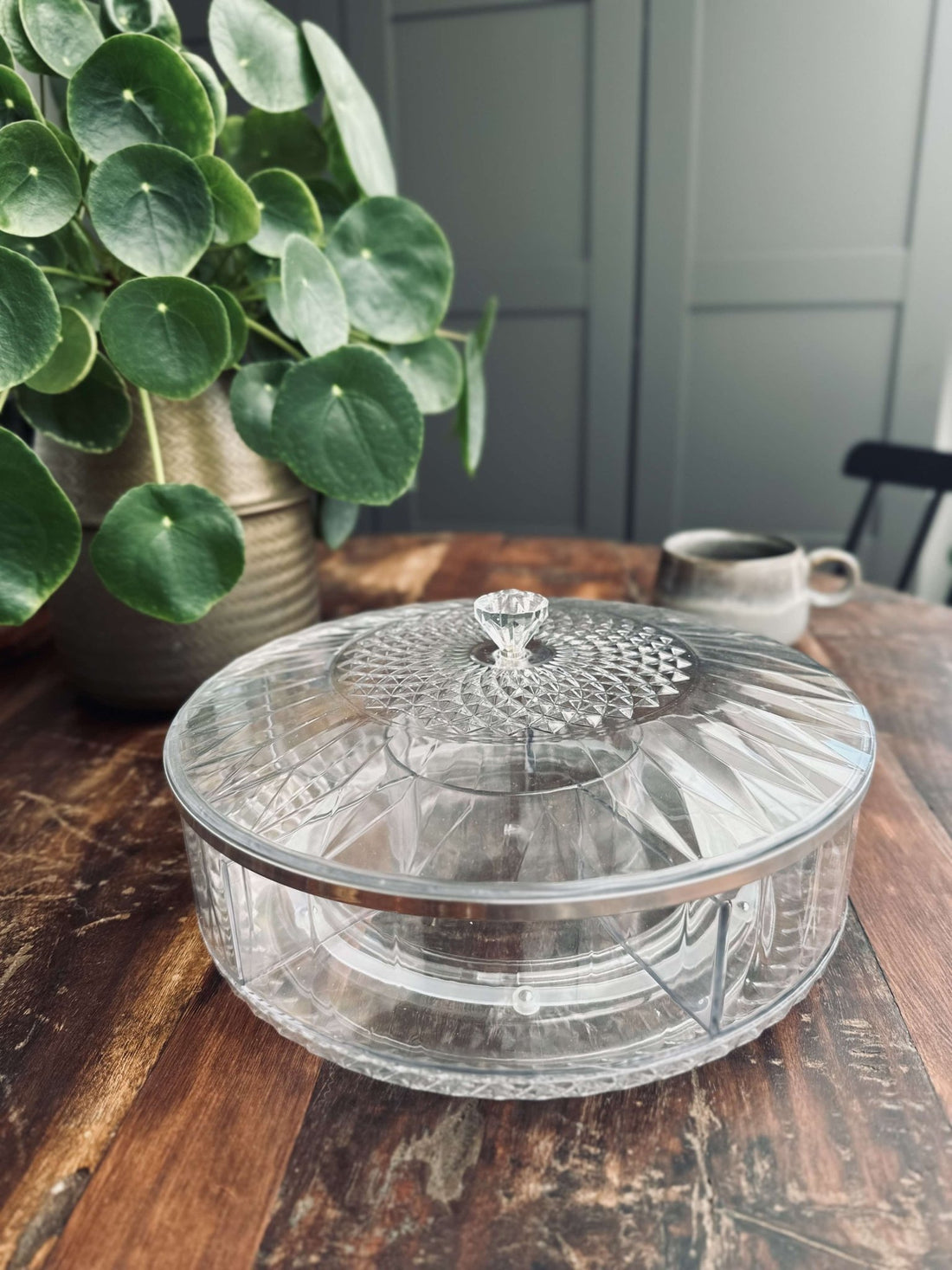 Anretterfad med opdeling og låg – VIAMAJA