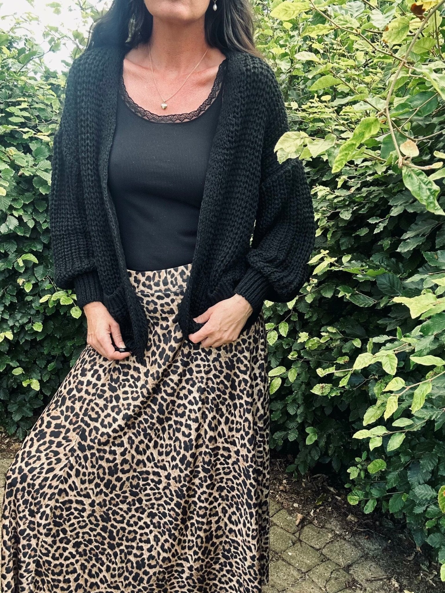 Nederdel Thyra - Leopard – Blød nederdel i polyester – VIAMAJA