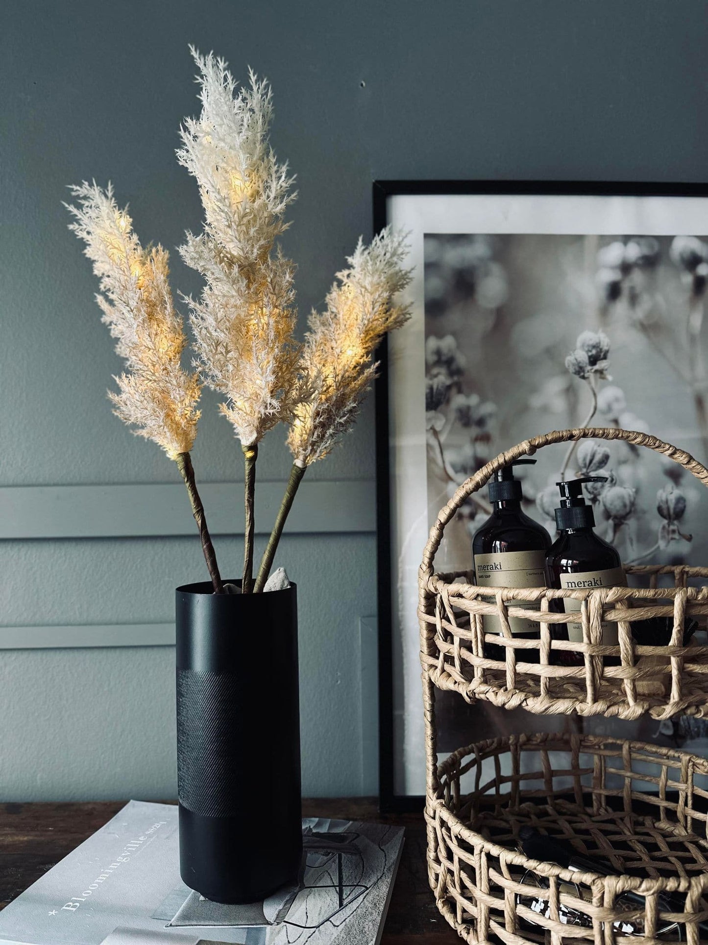 Pampas med LED lys og timerfunktion – varm hvid – VIAMAJA