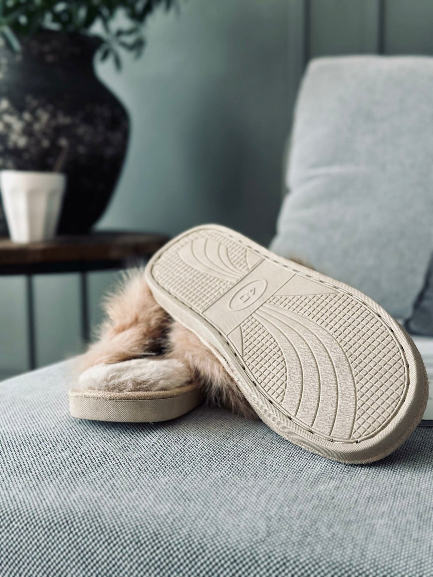 Hjemmesko - Lys Beige – ruskind, ensfarvet – VIAMAJA