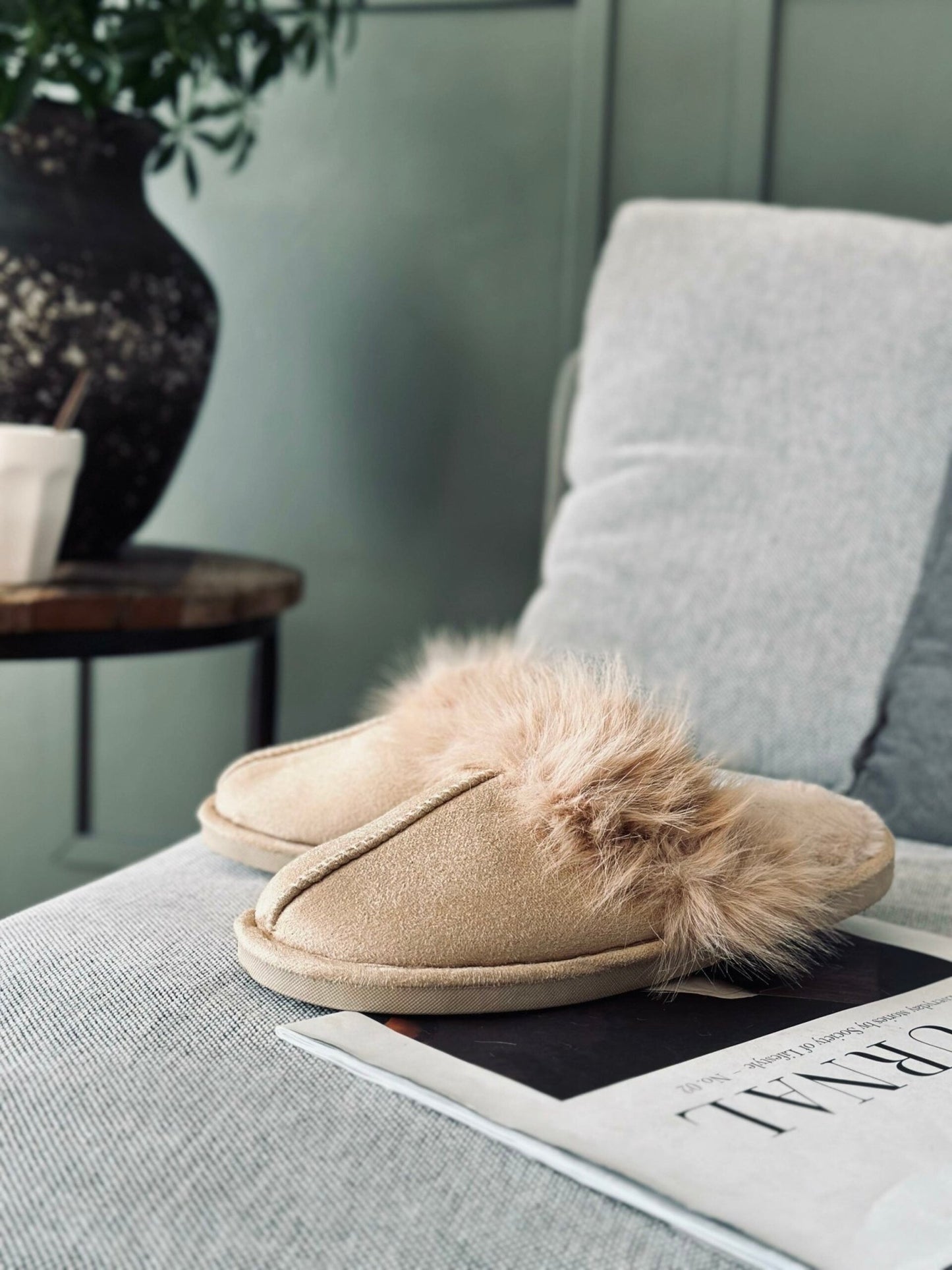Hjemmesko - Lys Beige – ruskind, ensfarvet – VIAMAJA